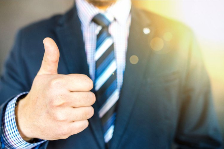 Being Direct on Tinder Works If You Follow These Steps